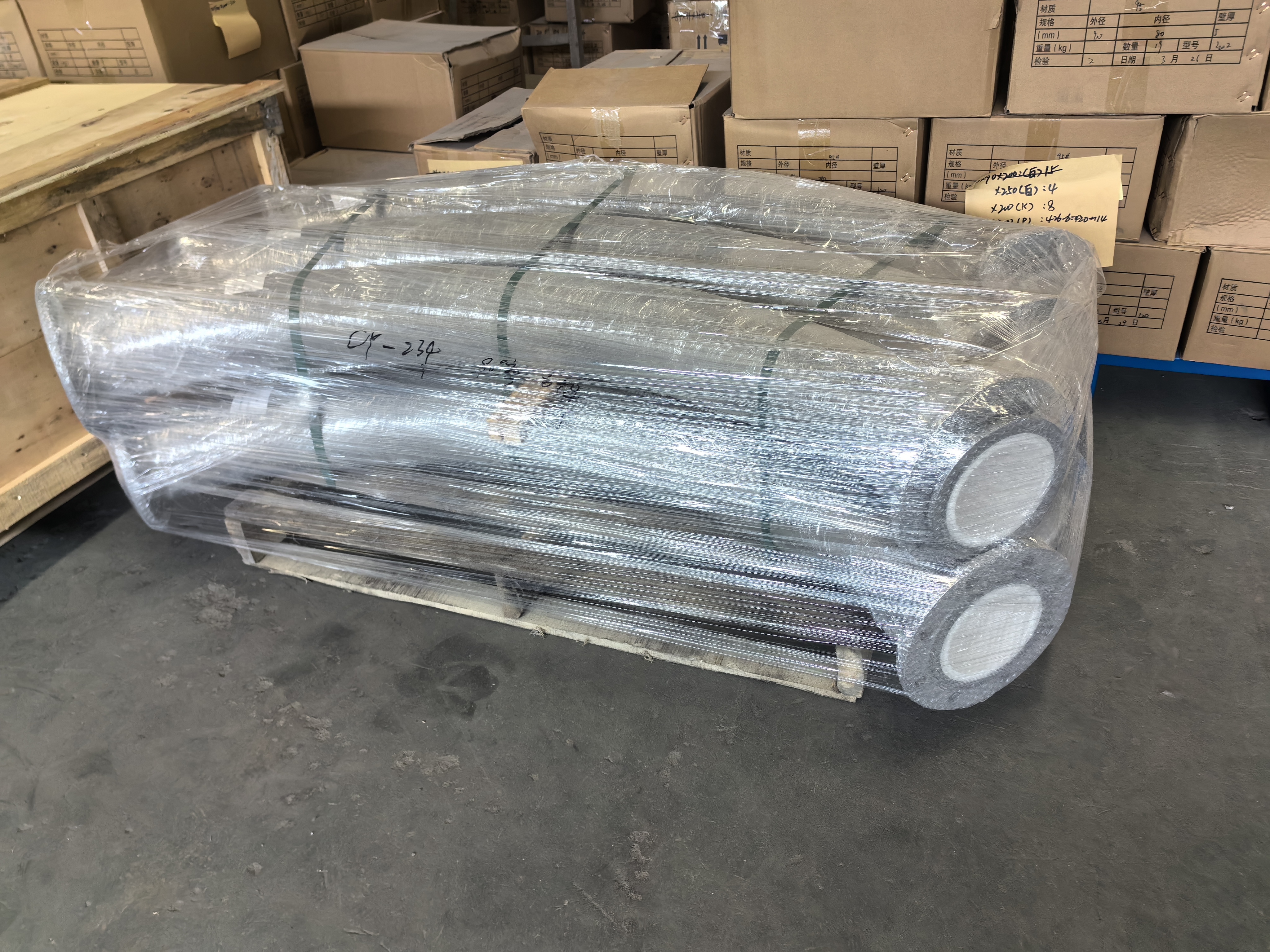 Stainless steel ceramic lined pipe