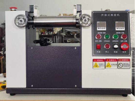 Quality Laboratory Two Roll Mill Machine For Rubber Mixing For Industry Test for sale