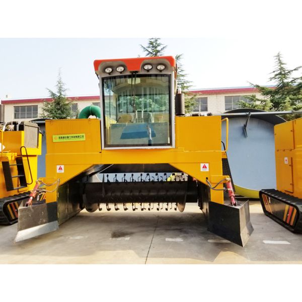 Automatic Crawler Compost Turner Fermented Windrow Composting Machine ...
