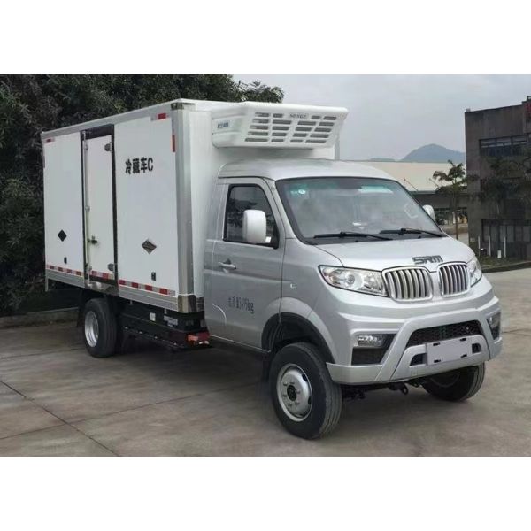 Quality Refrigerated Mini Electric Truck 1.5T Loading Freezer Truck For Fresh Food Delivery for sale
