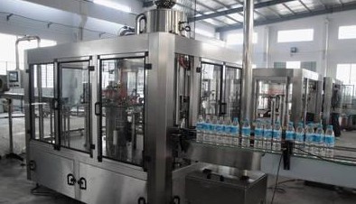 Quality High Accuracy Stainless Steel Electric 2500 BPH Filling Machine for sale