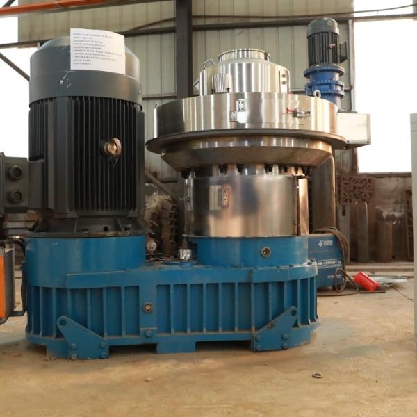 Quality Diesel Engine Wood Pellets Machine CE Certificated 800-1000kg/H for sale