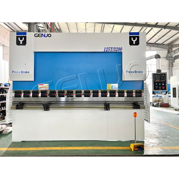 Quality Small WC67Y NC Press Brake Machine Mini Bending Machine 40T for sale