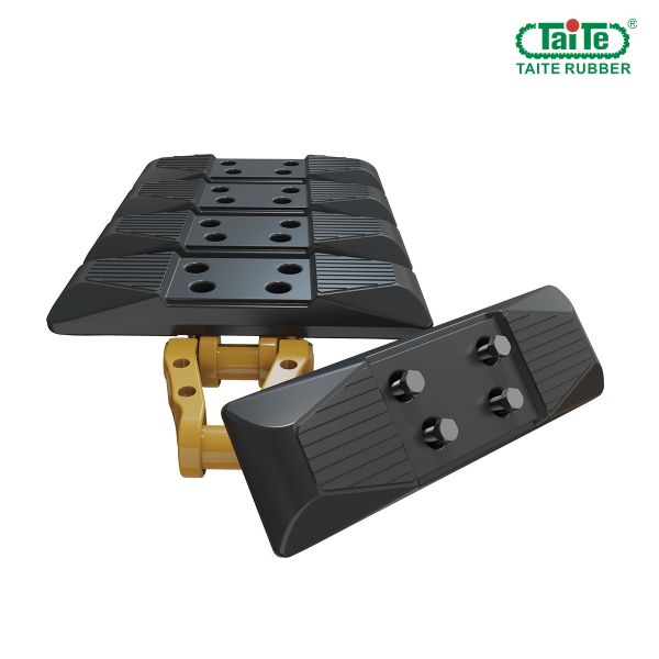 Quality Light Weight Excavator Rubber Pads Special Designed Rubber Formula Durable for sale