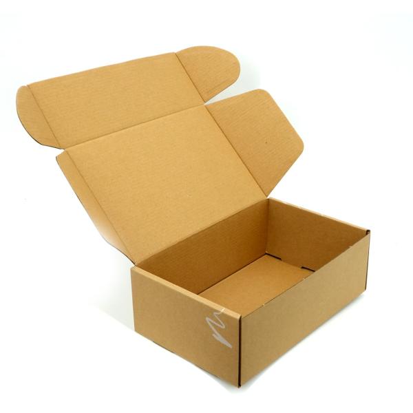 Quality Small Cardboard Corrugated Folding Garment Packaging Box ISO 9001 / 14001 for sale