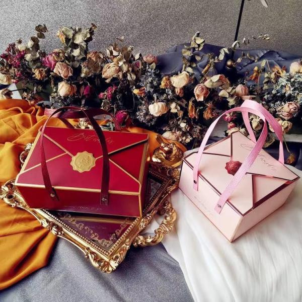 Quality Customized Foldable Gift Boxes With Ribbon for sale