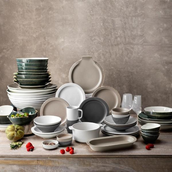 Quality Relief Pattern Disposable Matte Glaze Plates Nordic-Inspired Modern Ceramic for sale