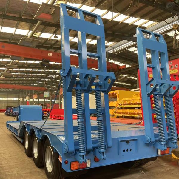 Quality High Strength 3 Axle Low Bed Trailer 70 To100 Tons For Self Dumping for sale