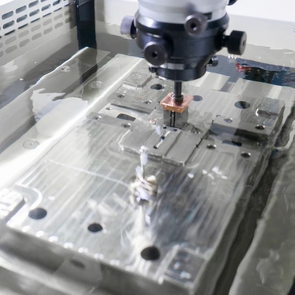 Quality Molds Rapid Tooling Injection Molding Prototyping Services Using IGS Drawing Format For Precise And Product Development Solutions for sale