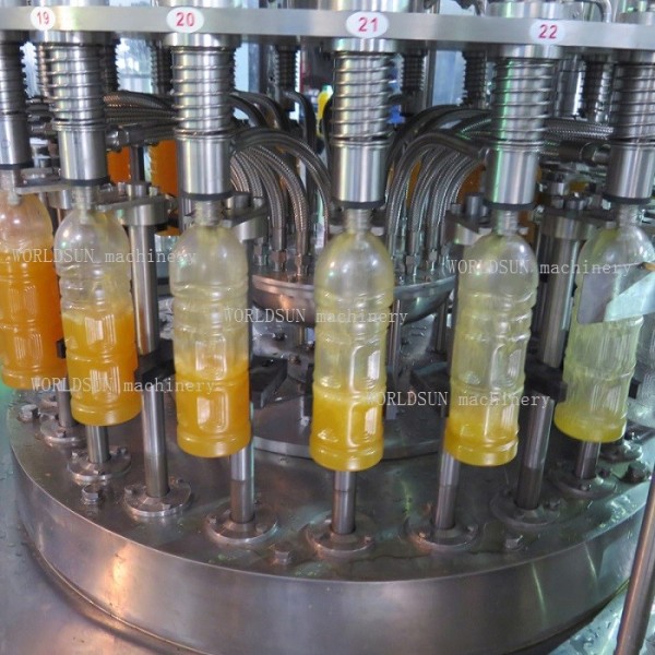 Quality 4-In-1 12000BPH new designed Minute Maid Fruit Juice pulp juice Bottling Machine for sale