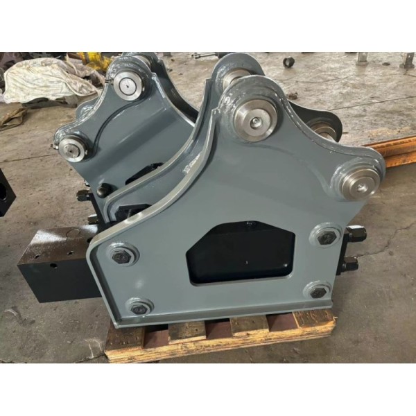 Quality 7-14T Sany Excavator Soosan Side Type SB40 Excavator Rock Breaker Chisel 75mm Tool for sale