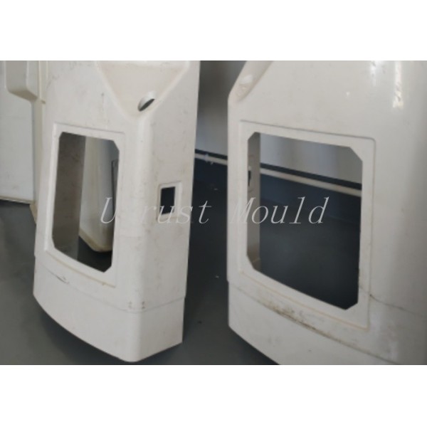 Quality SMC Train Door Frame Compression Mold 300000 Shots P20 Steel for sale