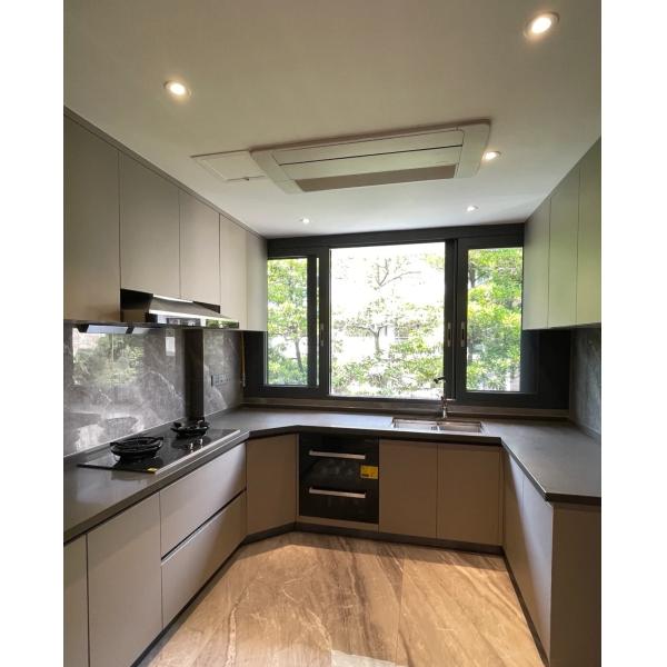 Quality Solid Wood Modular Kitchen Cabinets With Custom Finish And Handle Knob for sale