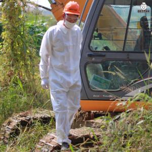Quality CAT I disposable white microporous film coverall with hood for basic industry for sale