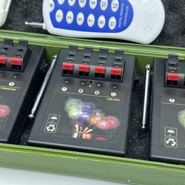 Quality Cold 12 10 Channels Cake 500m Fireworks Wireless Remote Control Firework Firing for sale