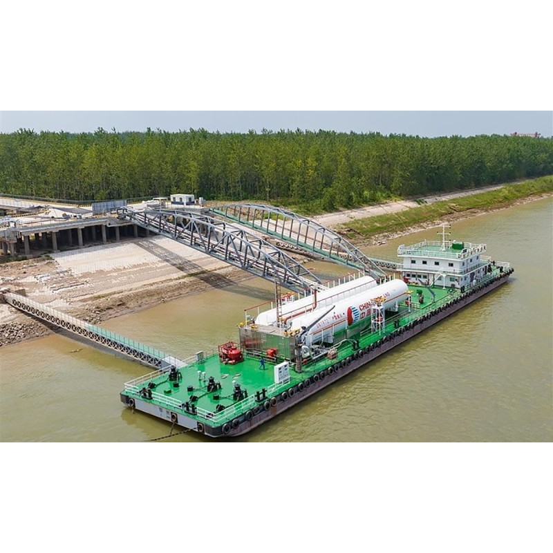 Double tank marine bunkering skid1