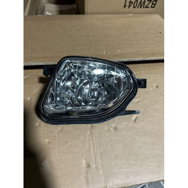 Quality OEM Mercedes Benz 9068200856 / 9068200956 Fog Lamp for sale