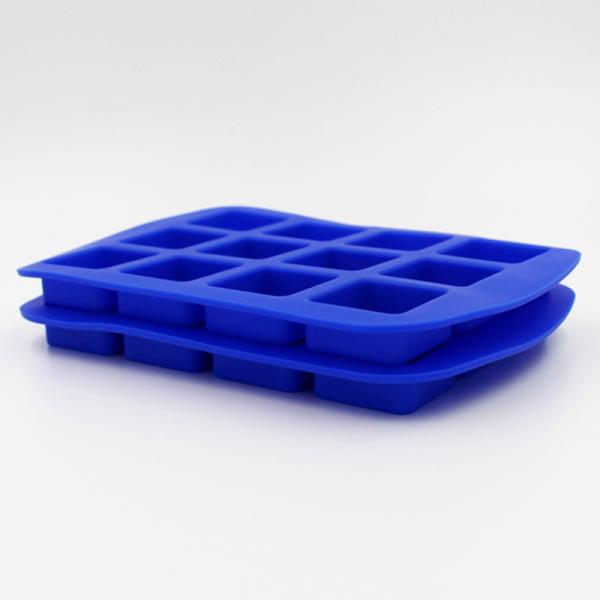 Quality Durable Blue Flexible Ice Cube Trays , Tasteless Personalized Silicone Ice Cube for sale