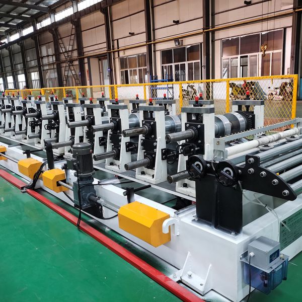 Quality High Speed CZ Purlin Roll Forming Machine Interchangeable Tile Making for sale