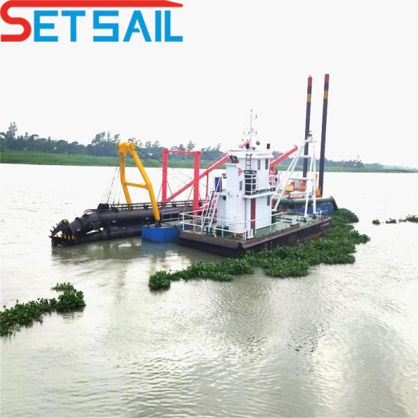 Quality Cummins 160kw Main Engine Power Cutter Suction Dredger with Pump Estimated for sale