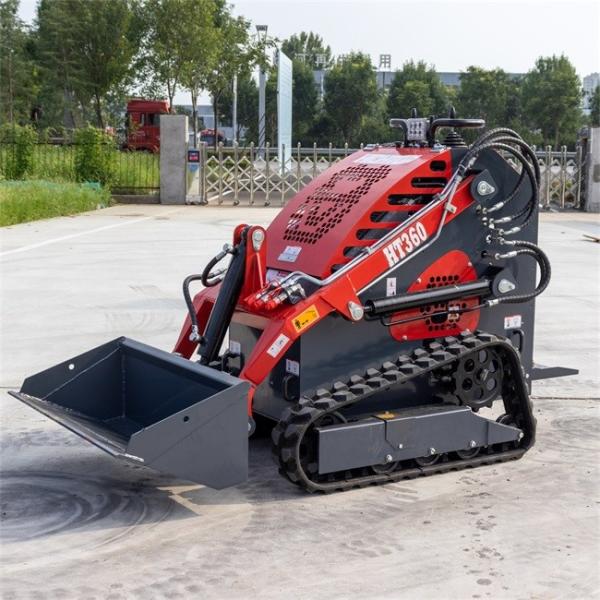 Quality Wheel Drive 13.5hp Mini Steer Loader For Farm Work for sale