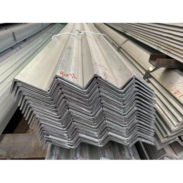 Quality Hot Rolled Carbon Mild Steel Equal Unequal Angles Bar for Durable Building for sale