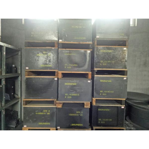 Quality Graphite Rod with 1.80 Bulk Density Round Square Shape Diameter 3mm to 200mm for sale