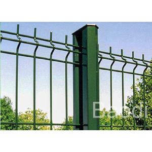 Quality Green Vinyl Coated Wire Mesh Fence Boundary With Metal Post Simple Structure for sale