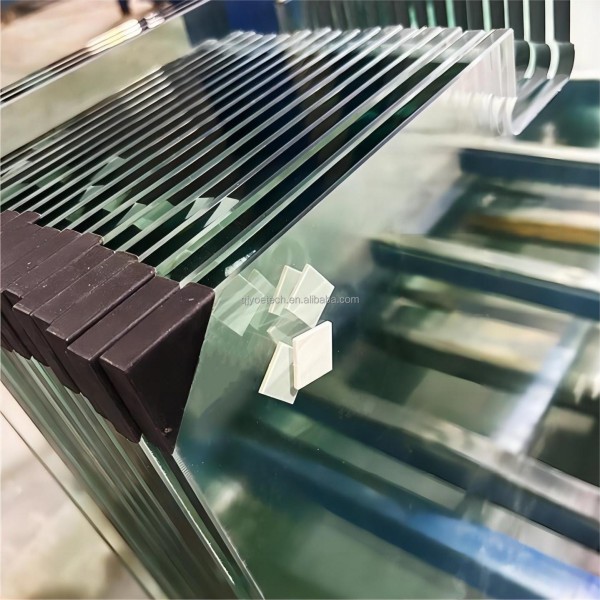Quality Customized Cut to Size 3/8'' Clear Tempered Shower Door Hinge Door Stock Door Glass for Greenhouse for sale
