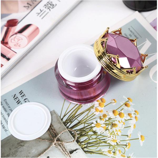Quality Recyclable Empty Eyeshadow Plastic Cosmetic Containers 15g Acrylic Crown Jar for sale