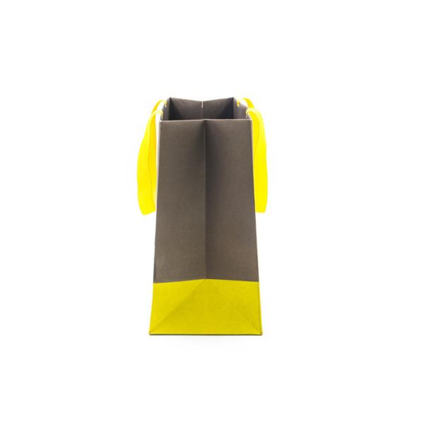 Quality Unique Personalized Kraft Paper Gift Bags With Handles Fashionable Looking for sale