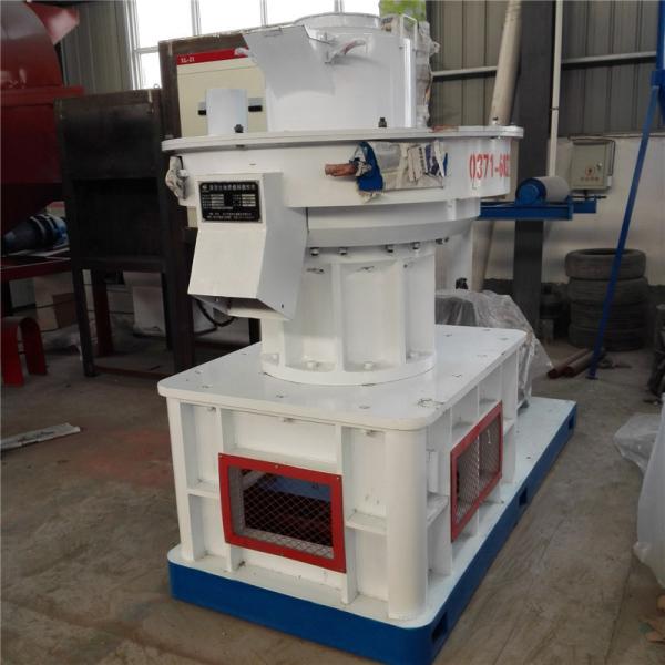 Quality 1.5t/ H Alfalfa Pellet Machine Mill 90KW Ring Die for sale