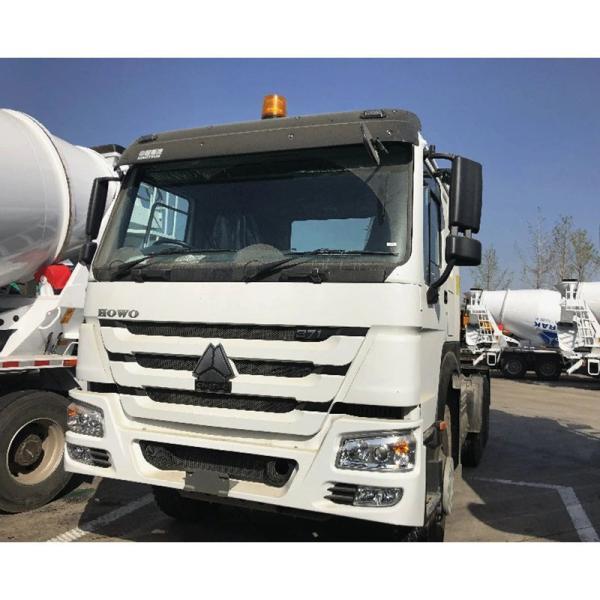 Quality High Capacity Sinotruk 6X4 Used CNG Euro 5 Tractor Truck Head with GCC Certification for sale