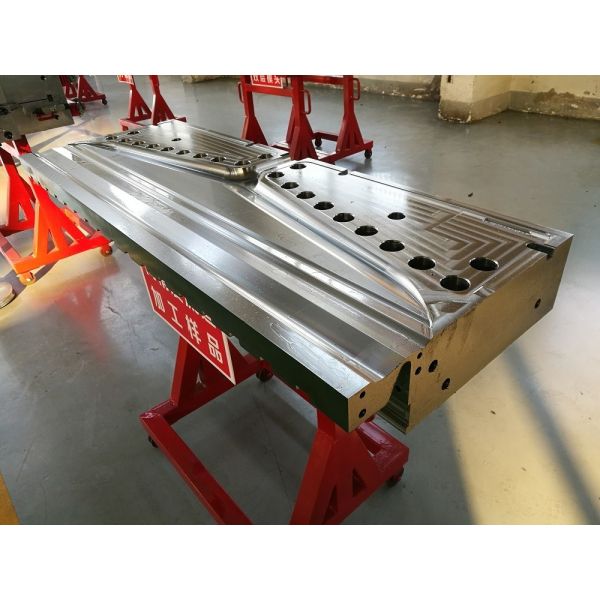 Quality 1000mm Wide P20 Single Channel Mould for Customizable Furniture Board Production for sale