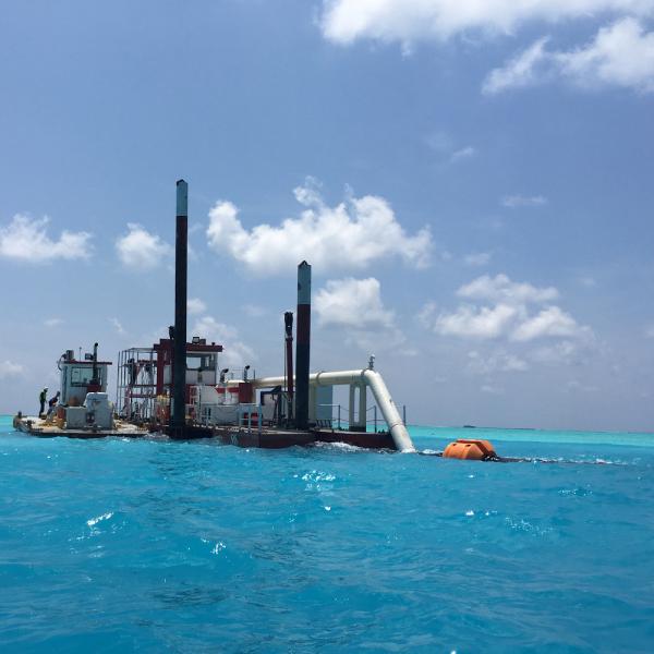 Quality 4000m3 River Sand Dredger Ship 197t Total Weight Dismantle Type for sale