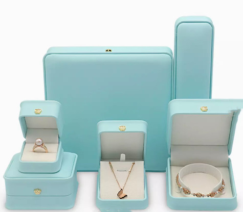Quality PMS Jewelry Packaging Box Velvet Leather Jewelry Boxes Biodegradable for sale