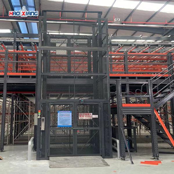 Quality 2T Industrial Cargo Lift Exterior Freight Elevator For Goods Lifting for sale