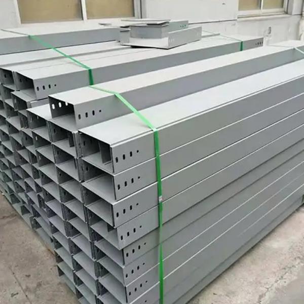Quality Heavy Duty Cable Tray With Solid Bottom 50mm Height 500kg Load Capacity for sale