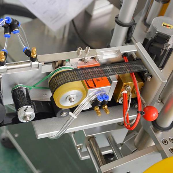 Quality Shrink Sleeve Automatic Label Applicator Machine For Tape Shrink Wrapping for sale