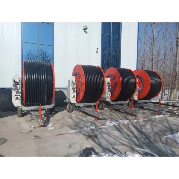 Quality Metal Hose Reel Irrigation System Versatile Truss And Adjustable Spray for sale