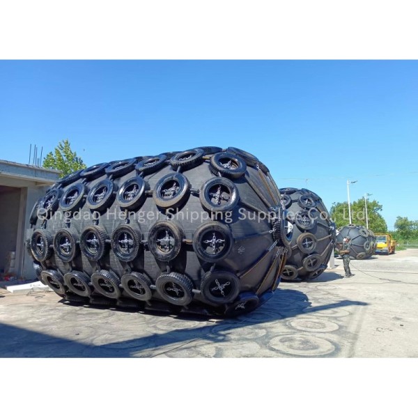 Quality ISO17357 Certified Pneumatic Rubber Fender 50/80Kpa Pressure For Marine Protection for sale