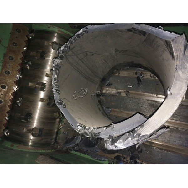 Quality Waste Large SS 800 HDPE Plastic Shredder Machine Bottle SKD11 for sale