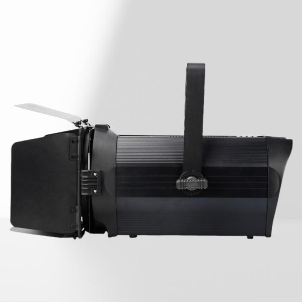 Quality 300W RGBALC 6 In 1 LED Fresnel Auto Zoom CRI 97 Pro Lighting Solution for sale