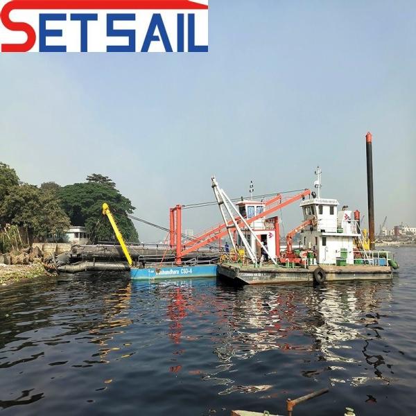 Quality 26inch Cutter Suction Dredger with Hydraulic Pump Powered by Cummins Diesel for sale