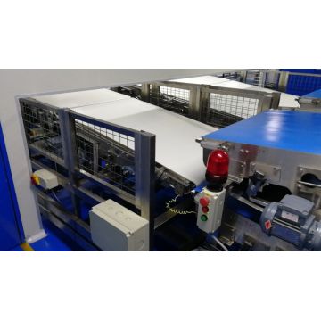 Quality Multi Deck Bread Cooling Belt Conveyor With Human Computer Interface for sale