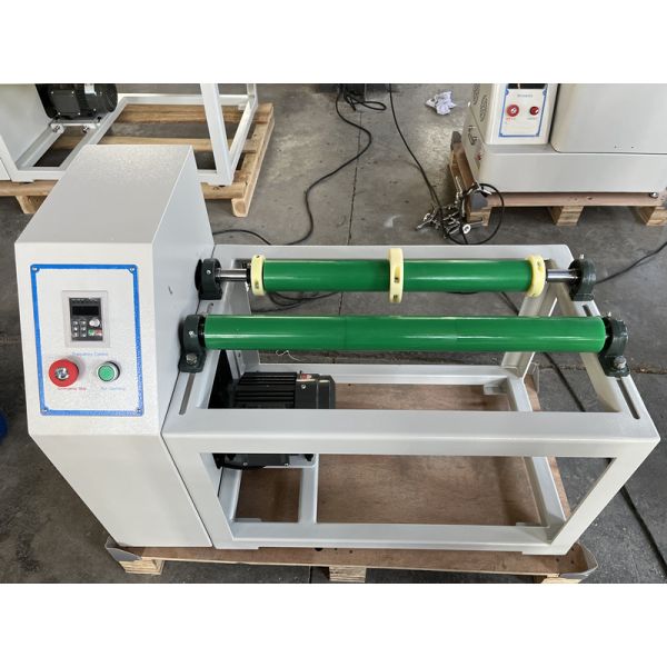 Quality Lab Small Ball Mill Grinder with Ceramic Rolling Jars for Nano Powder Grinding for sale