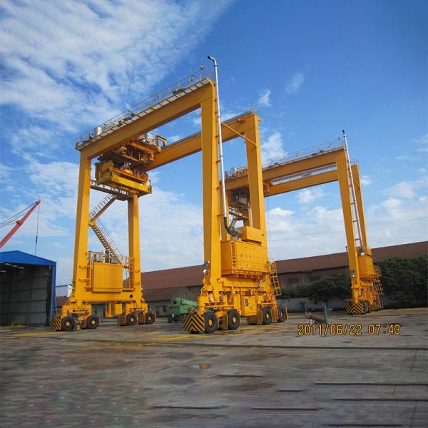 Quality 30.5t/35t/40.5t Rubber Tire RTG Container Crane Shipbuilding Gantry Crane for sale