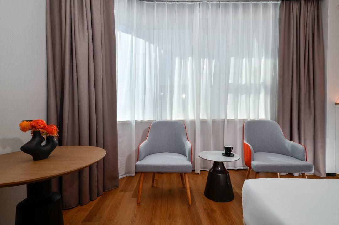 Create a Luxurious and Comfortable Atmosphere with Hotel Bedroom Furniture