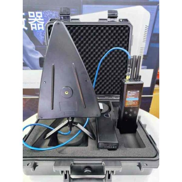 Quality Lightweight Portable Drone Detector Defense System 900Mhz for sale