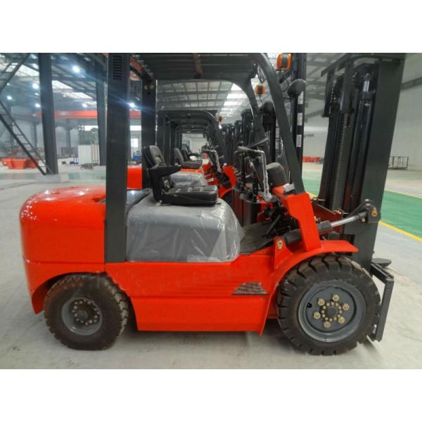 Quality YTO 88.2kw 8ton Logistics Machinery Diesel Powered Forklift for sale